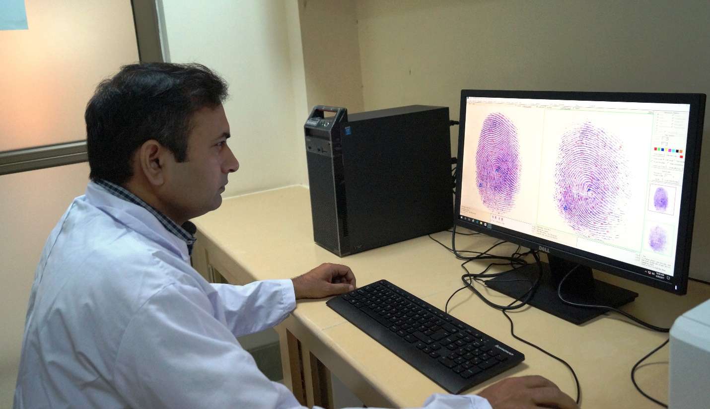 The Forensic Scientist Job Description - 2026
